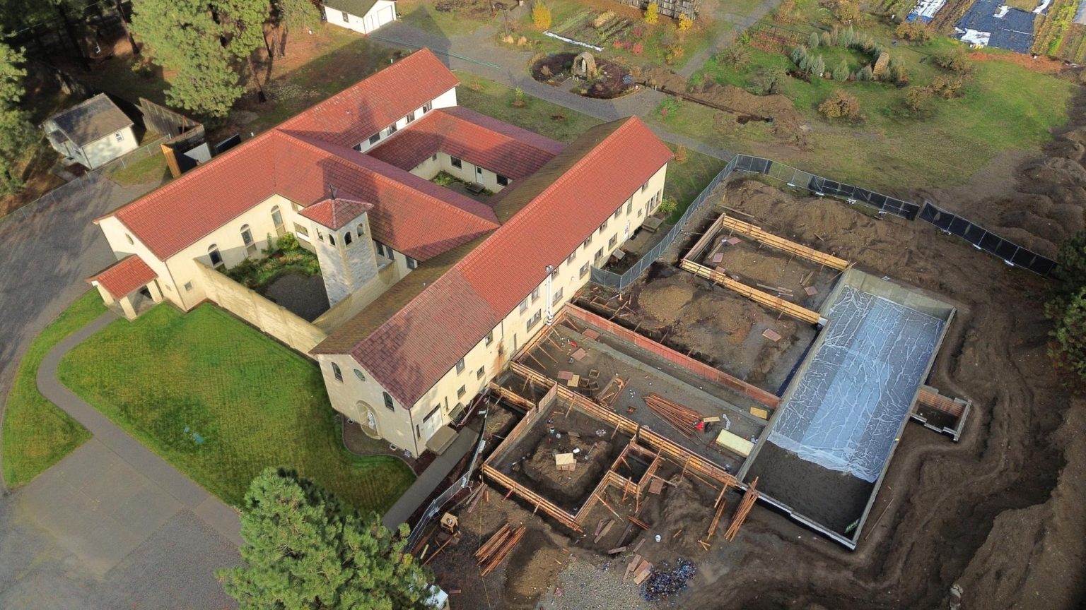 Construction - CARMEL OF THE HOLY TRINITY